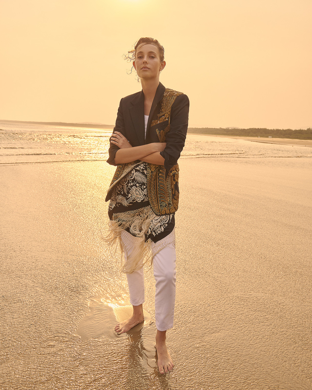 Holly Ward pour Harper’s Bazaar Australia avec Mali Koopman - Flashmode ...